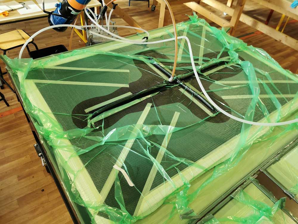 Fabrication de pieces composites sur-mesure - Crazy Lobster